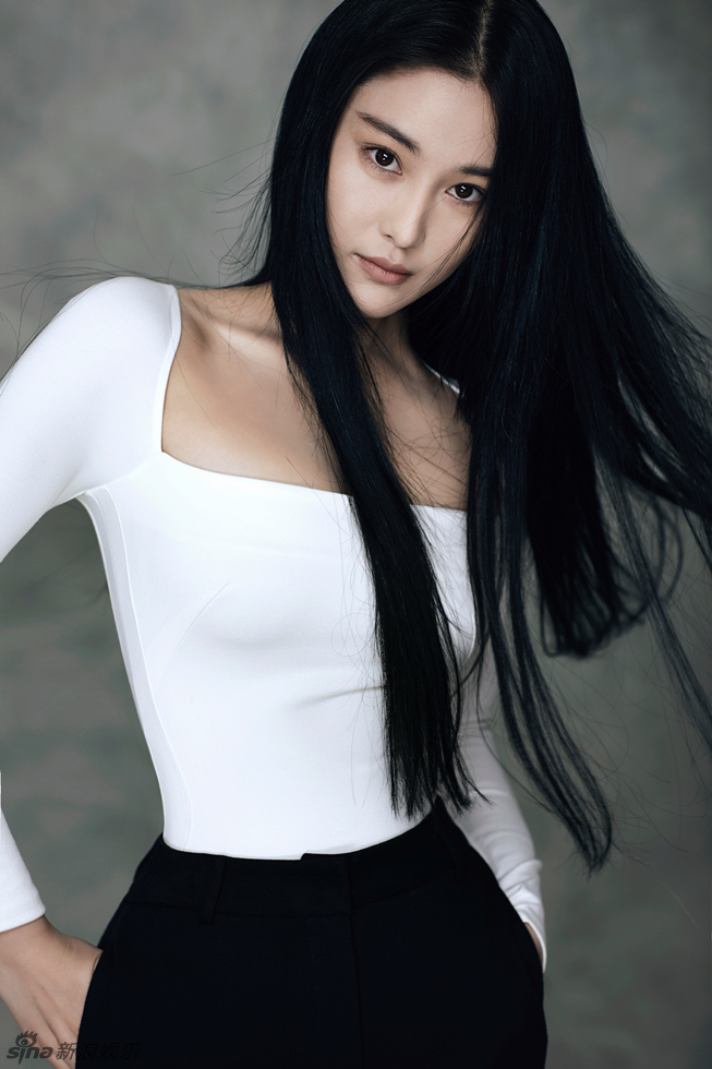 Vivian Zhang Xinyu Pictures