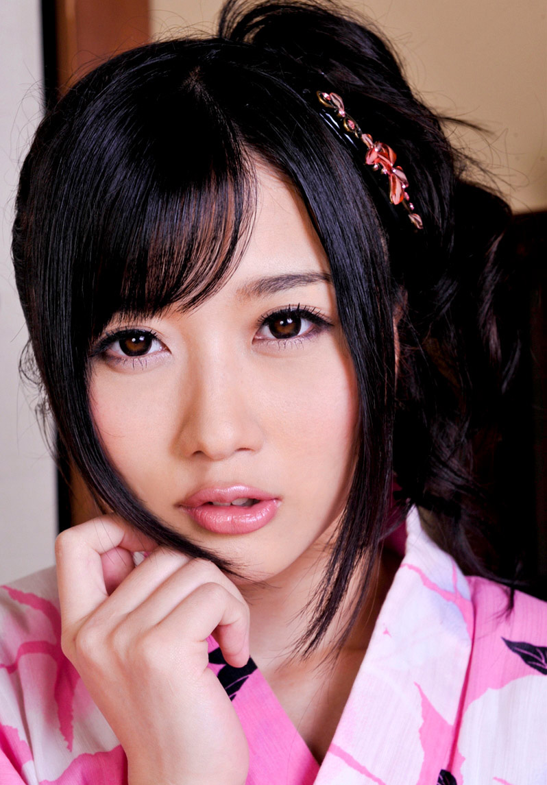 Hibiki Otsuki Pictures