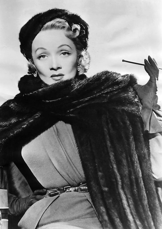 Marlene Dietrich Pictures