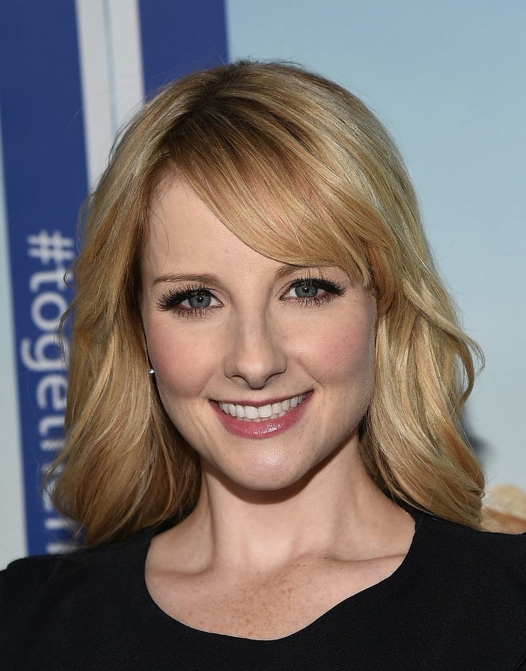 Melissa Rauch Pictures
