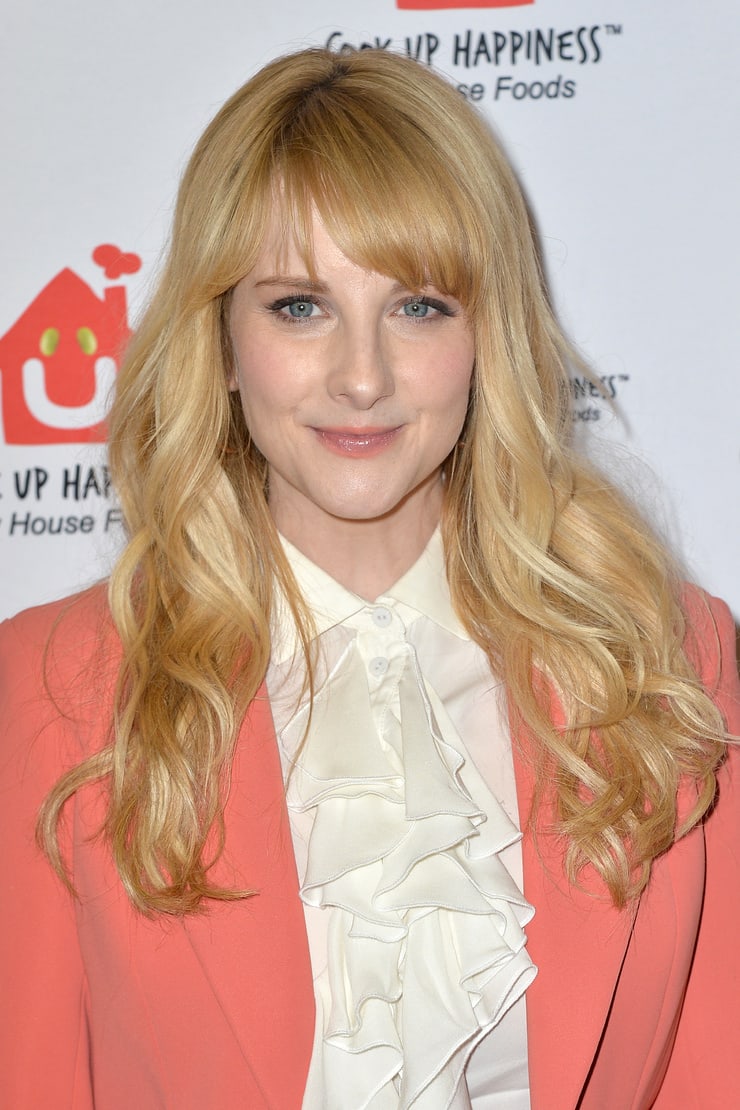 Melissa Rauch Pictures